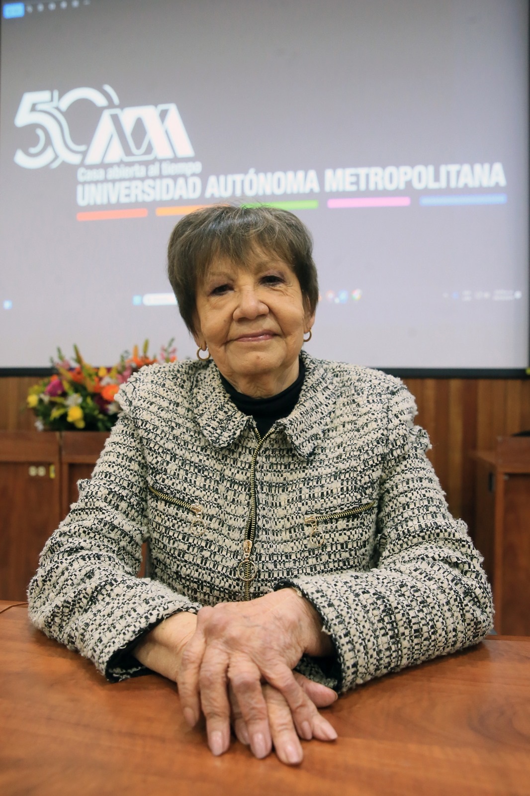 Recibe homenaje Beatriz Solis Leree por la UAM, Canal 22 y Radio ...